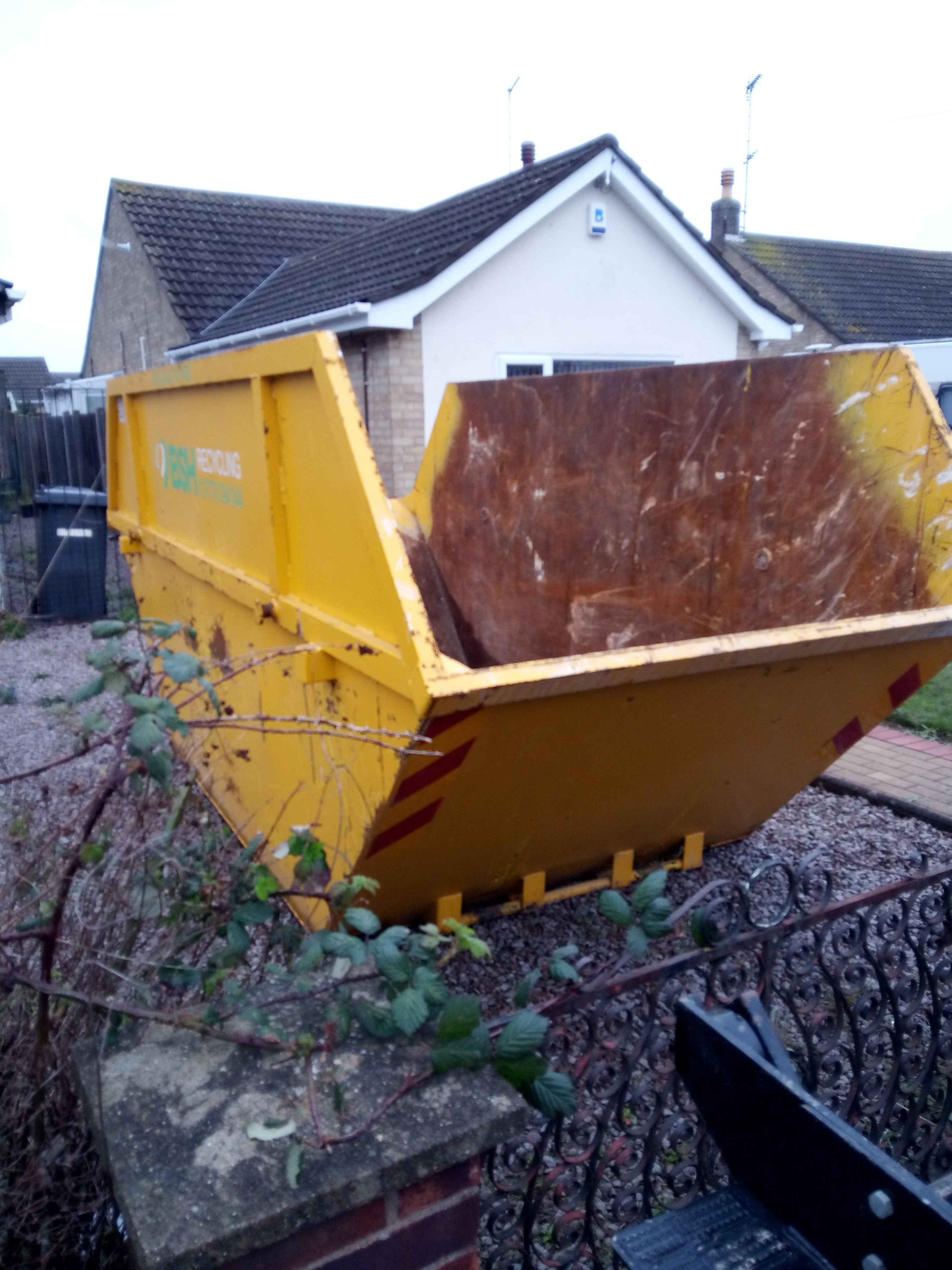 Bourne Skip Hire | A Guide to Picking the Perfect Skip with BSH Recycling